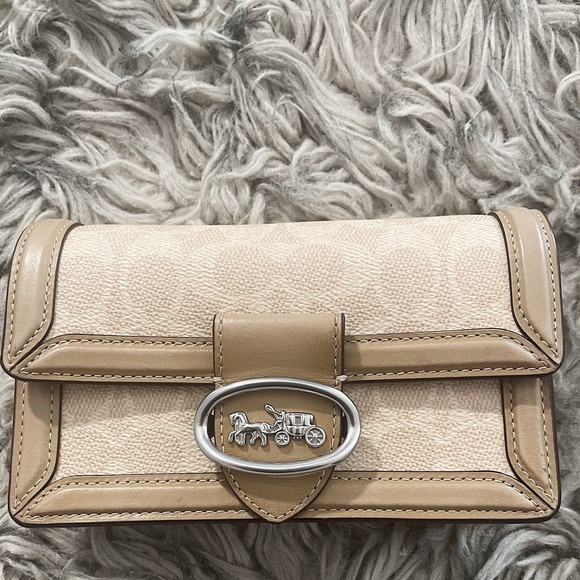Coach | Bags | Coach Riley Convertible Belt Bag Crossbody In Signature ...